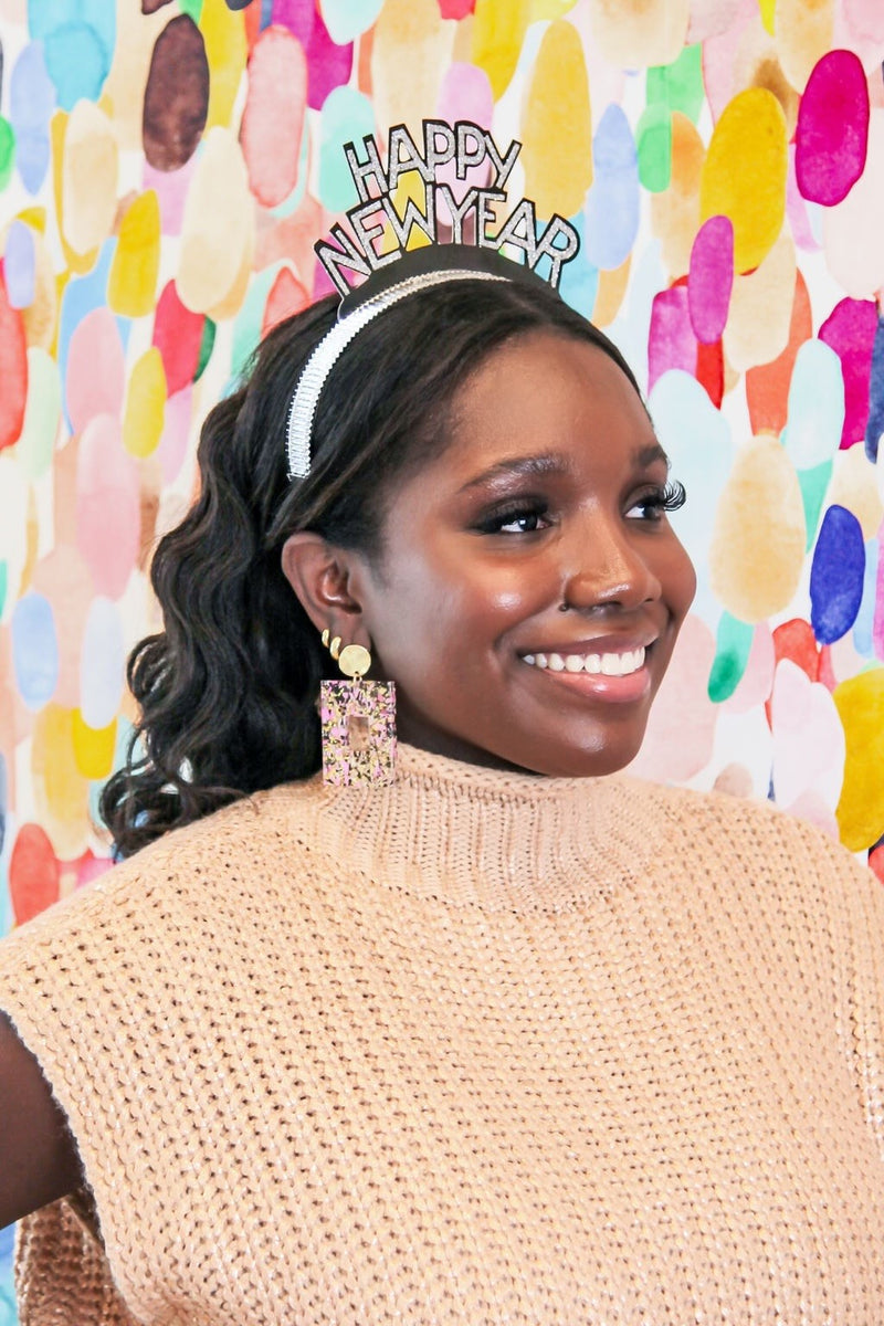 Alara Flake Naomi Drops – Taylor Shaye Designs