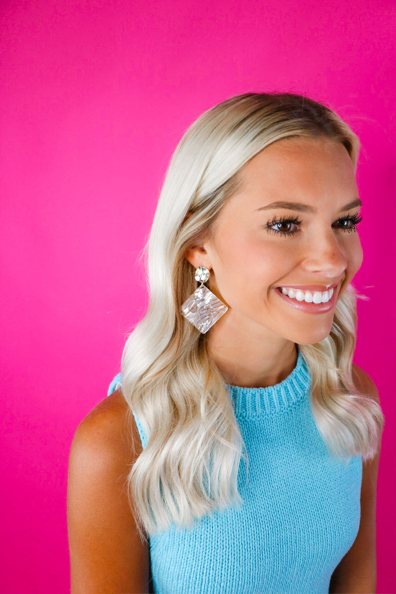 White Marble Closed Diamond – Taylor Shaye Designs