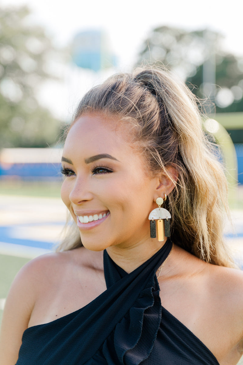 Black/Gold Huddle Drops – Taylor Shaye Designs