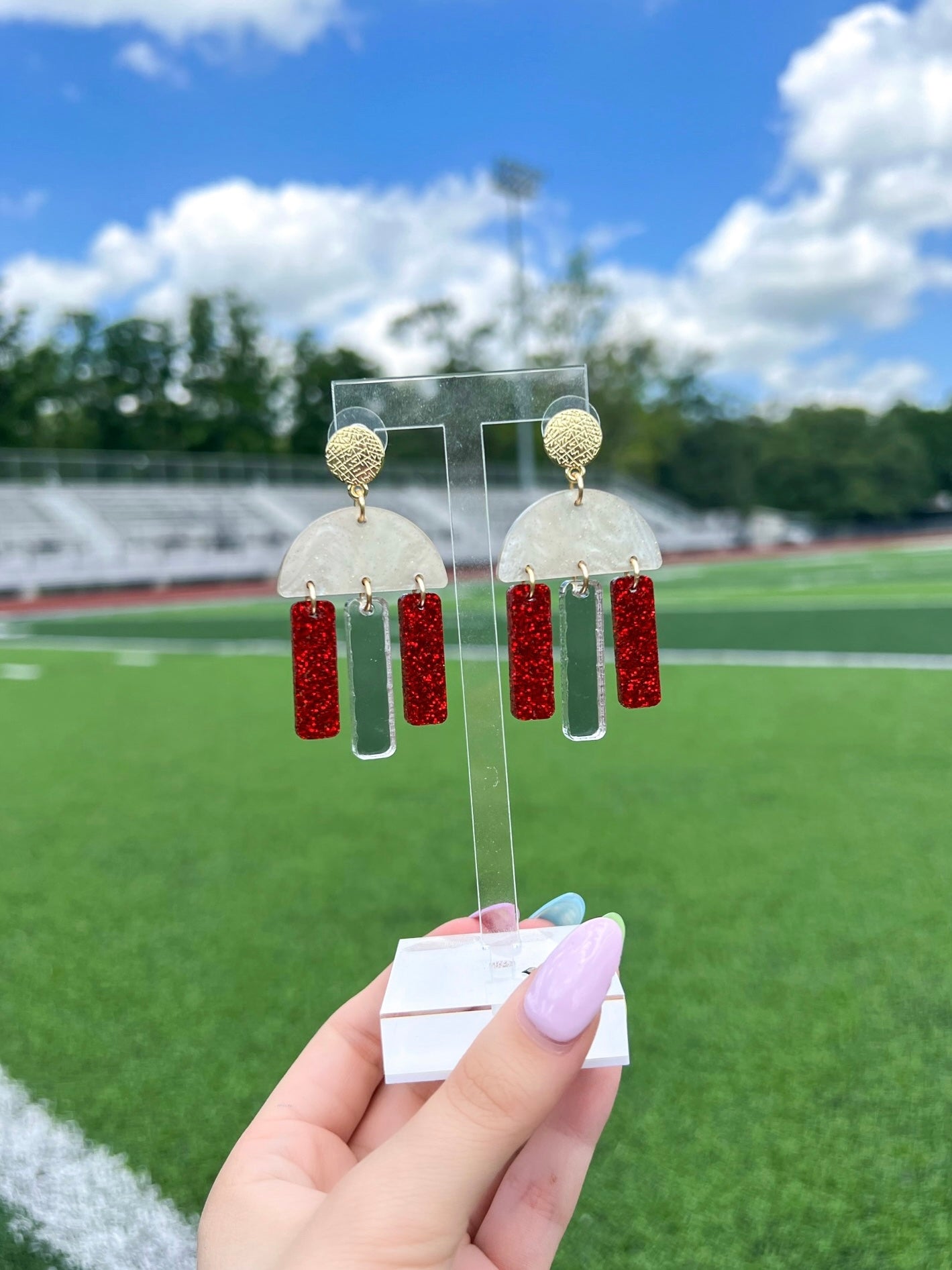 Red/Silver Huddle Drops – Taylor Shaye Designs