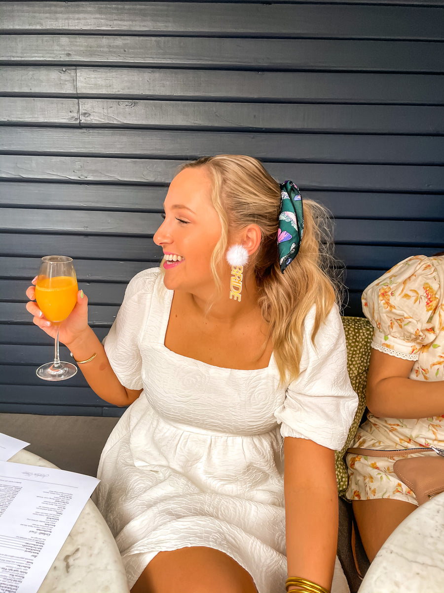 Gold Bride Earrings – Taylor Shaye Designs